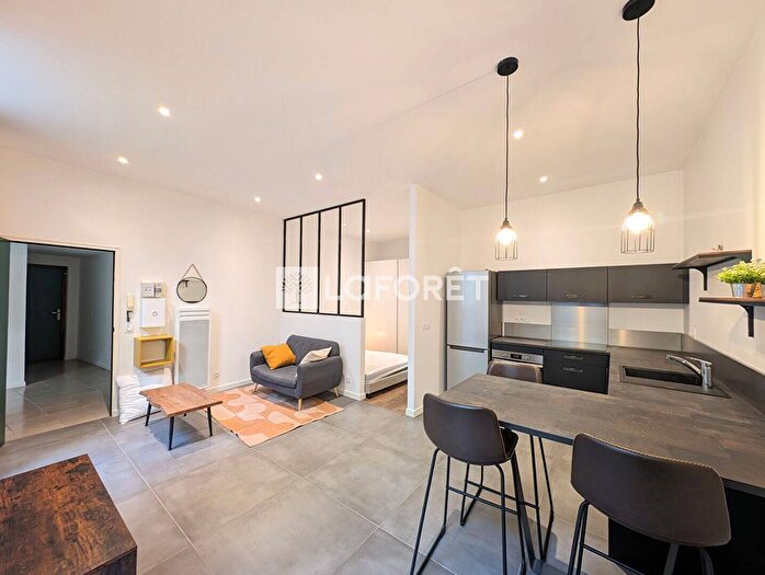 Appartement à louer - Centre-ville, Victor Hugo, Grenoble - 1 pièce