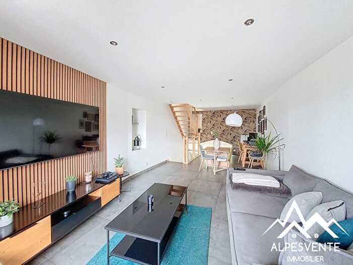 Maison à louer - Allinges - 4 pièces - 2 chambres