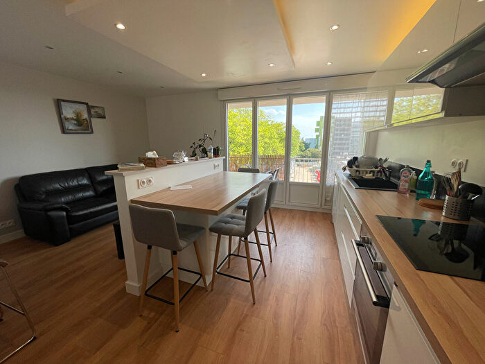 Appartement à louer - Quartiers Nord-Ouest, Villejean - 1 pièce - 1 chambre