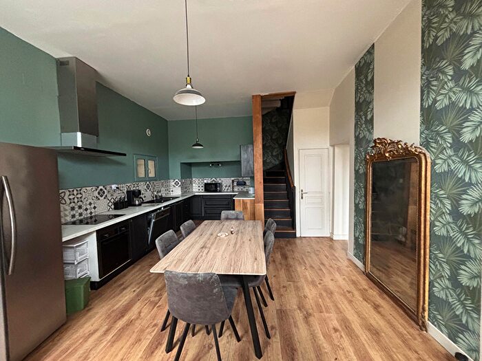 Maison à vendre - Luzech - 6 pièces - 3 chambres