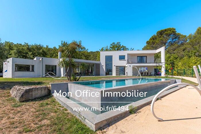 Aix-en-Provence, Luynes : Maison 7 pièces à vendre