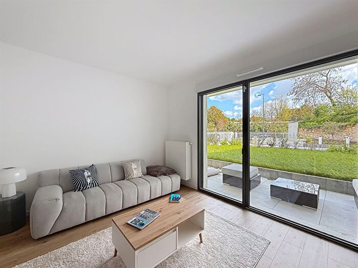 Appartement à louer - Reims, Centre-ville - 2 pièces - 1 chambre