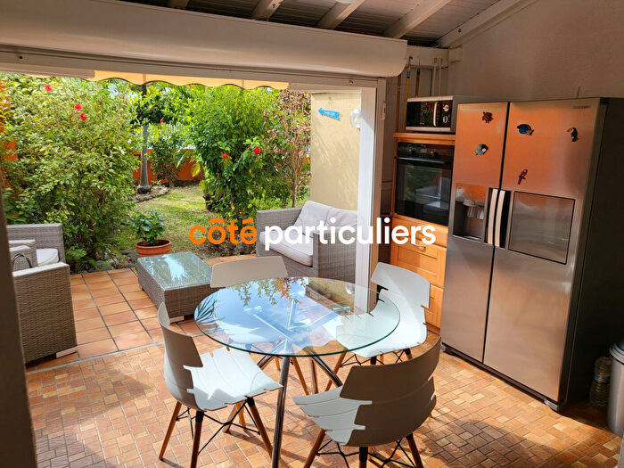 Appartement à vendre - Saint-François - 2 pièces - 1 chambre