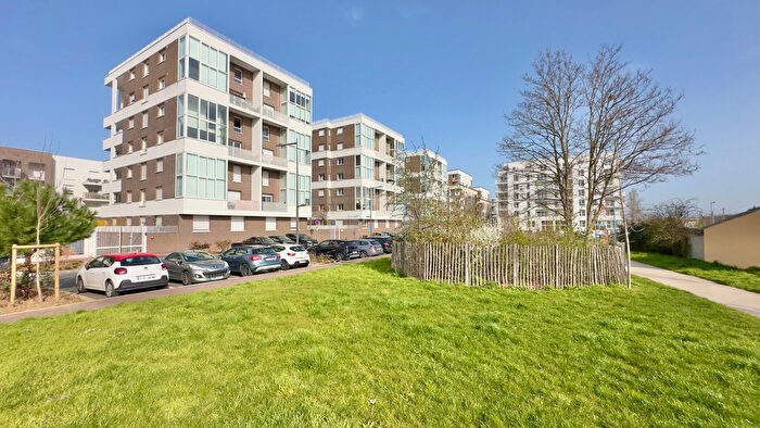 Appartement à vendre - Athis-Mons, Val dAthis - 3 pièces - 2 chambres