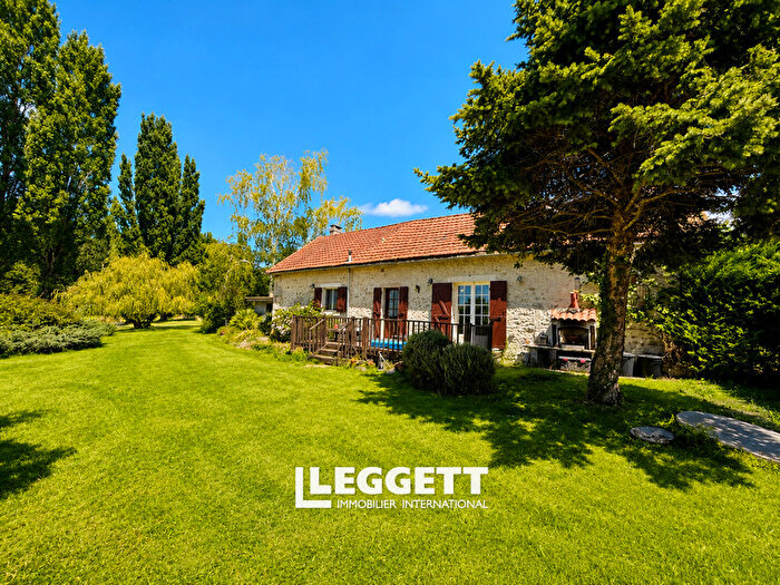 Maison 6 pièces à Chillac, à vendre