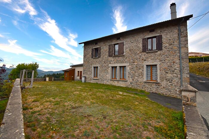 Maison 9 pièces à Rochepaule, à vendre