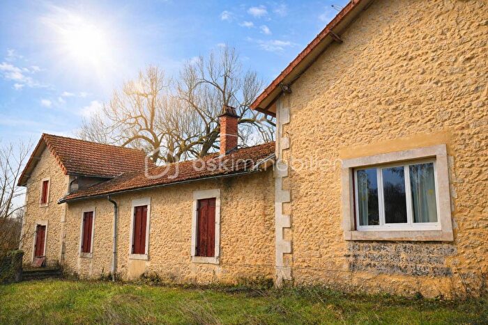 Maison à vendre - Boulazac - 9 pièces - 6 chambres