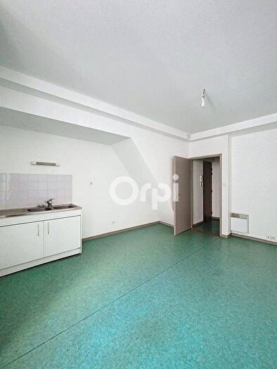 Appartement à louer - Centre, Neufchâteau - 1 pièce