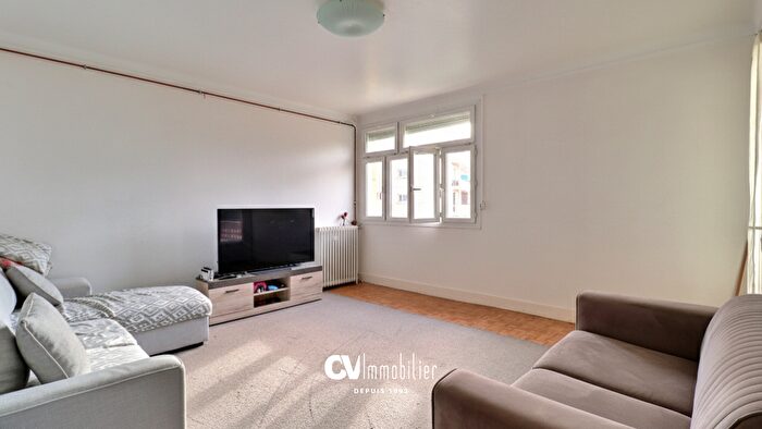 Appartement à vendre - Louviers, Centre-ville - 2 pièces - 1 chambre