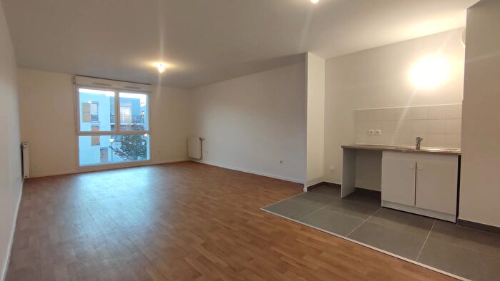Appartement à vendre - Carrières-sous-Poissy, Les Oiseaux - 3 pièces - 2 chambres