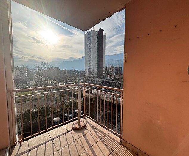 Appartement à vendre - Échirolles - 4 pièces - 3 chambres