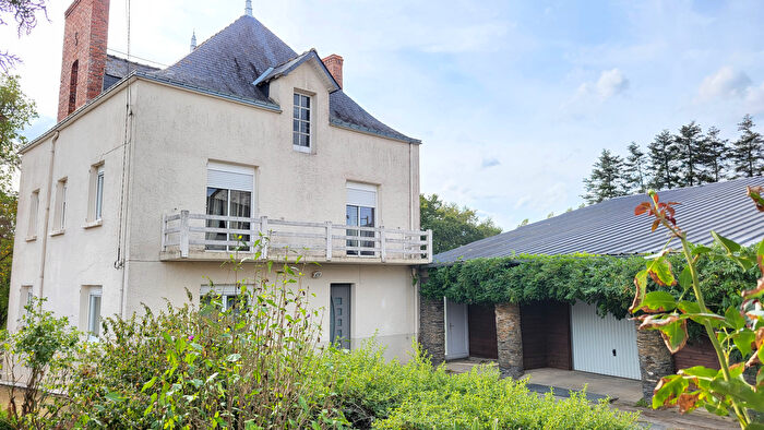 Petit-Auverné : Maison 7 pièces à vendre