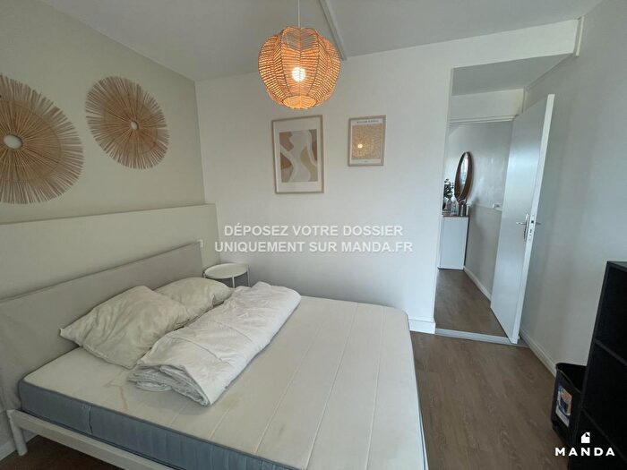 Appartement 5 pièces à Pessac, Compostelle, La Paillère, à louer