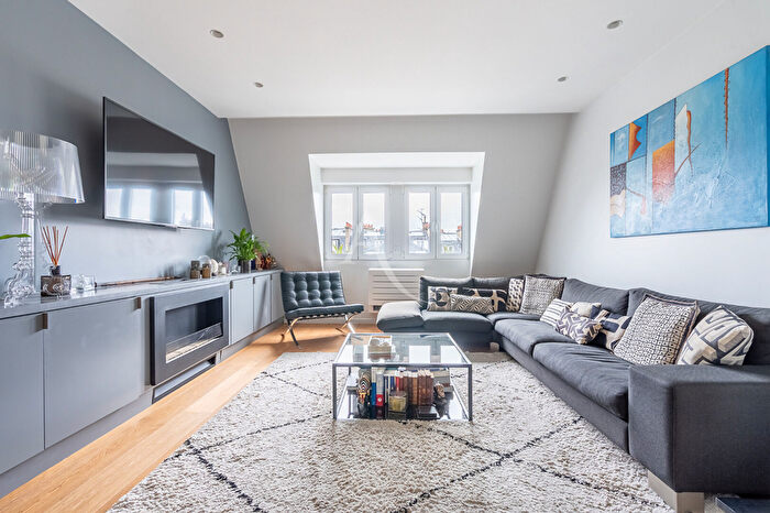 Appartement 5 pièces à vendre à Paris 15ème, Dupleix, Motte Picquet