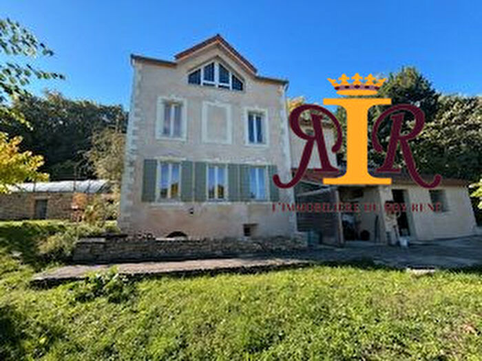 Maison à vendre - Apt - 6 pièces - 4 chambres