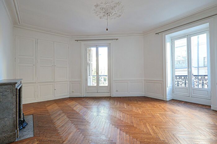 Appartement à louer - Nantes, Centre-ville - 5 pièces - 4 chambres