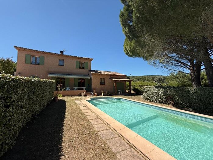 Maison à vendre - Saint-Pantaléon - 6 pièces - 5 chambres