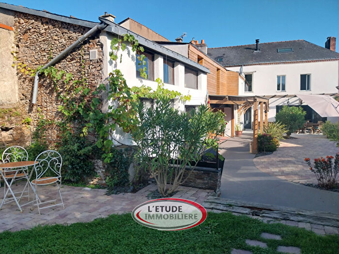 Maison à vendre - Sainte-Pazanne - 7 pièces - 5 chambres