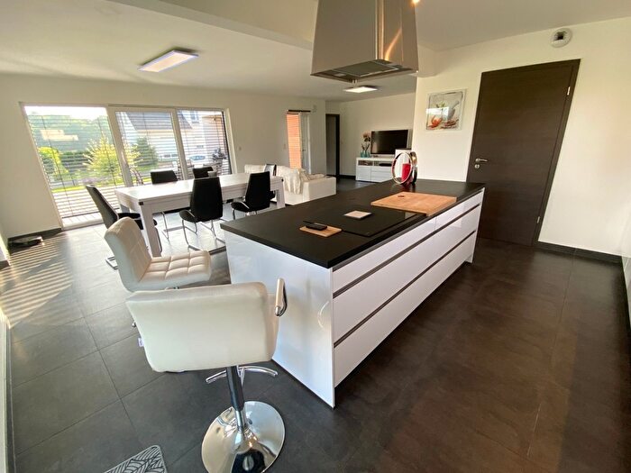 Maison à vendre - Lachapelle-sous-Chaux - 5 pièces - 3 chambres