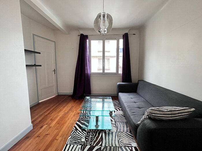 Appartement à louer - Courbevoie, Marceau République - 2 pièces - 1 chambre
