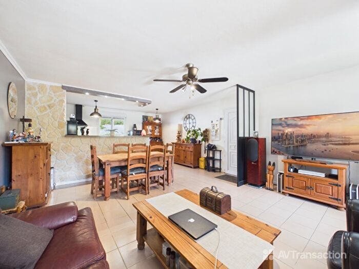 Appartement 4 pièces à vendre à Afa