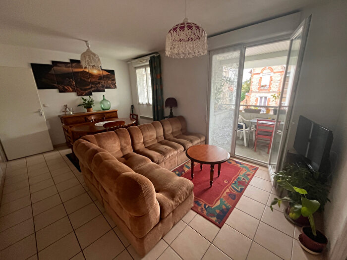 Appartement à louer - Villeneuve-sur-Lot, Sainte-Catherine - 3 pièces - 2 chambres