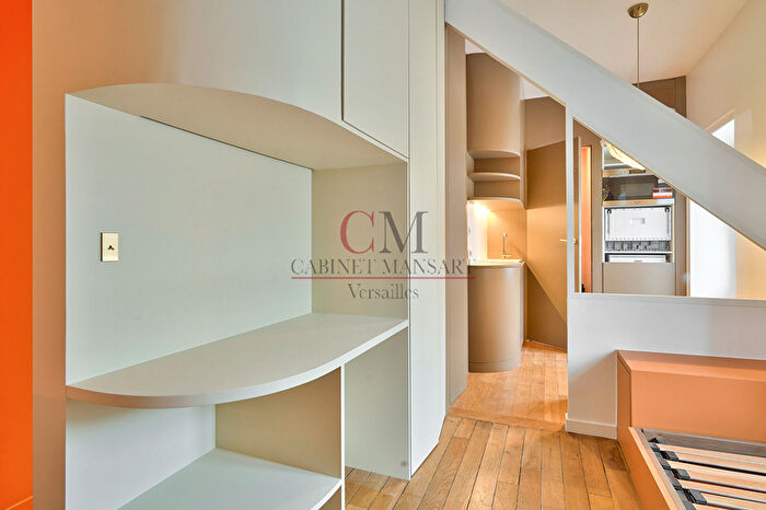 Appartement à louer - Versailles, Saint-Louis - 1 pièce