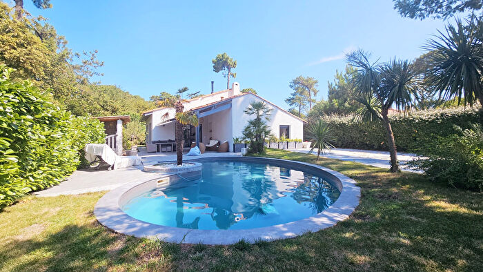 Maison à vendre - La Teste-de-Buch, Centre-ville - 5 pièces - 4 chambres