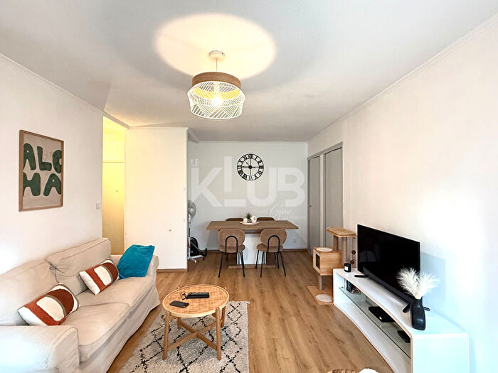 Appartement à vendre - Bastia, Montesoro - 2 pièces - 1 chambre