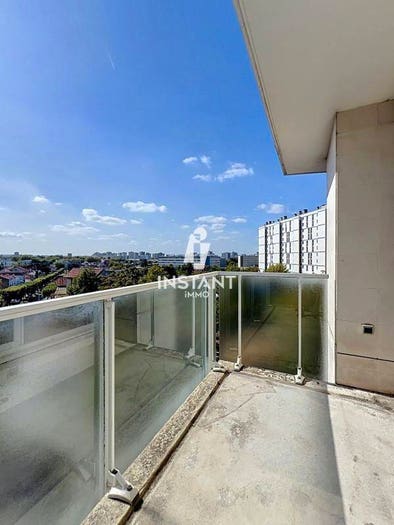 Cimetiere, Créteil : Appartement 2 pièces à louer