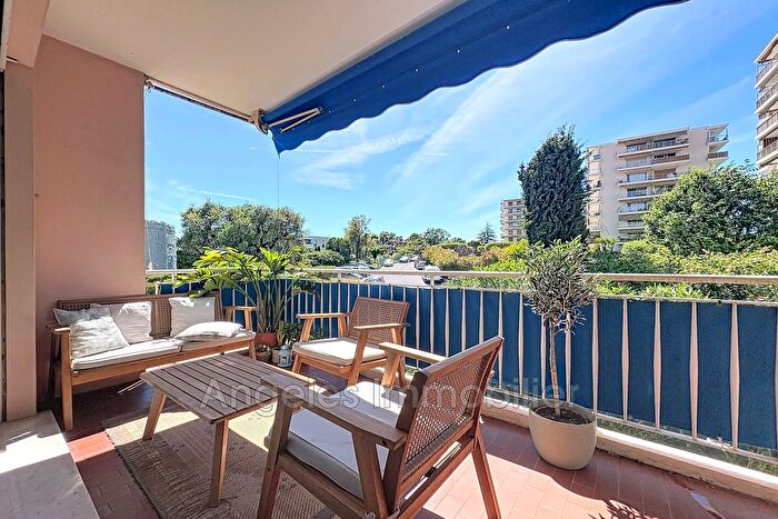 Antibes, Rastines, Super Antibes, Laval, La Fontonne : Appartement 4 pièces à vendre