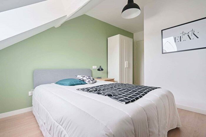 Cheminots-Acacias-Faubourg de Lille, Valenciennes : Appartement 1 pièce à louer