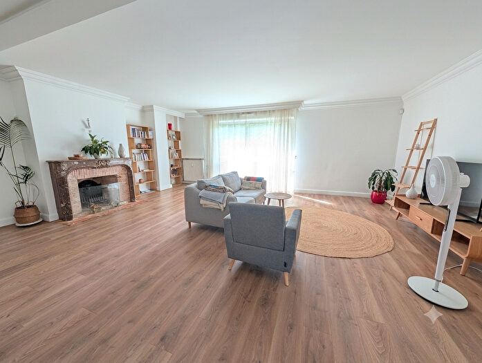 Bailly : Appartement 5 pièces à vendre