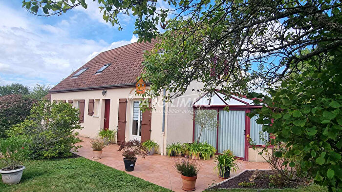 Maison à vendre - Saint-Calais - 9 pièces - 5 chambres