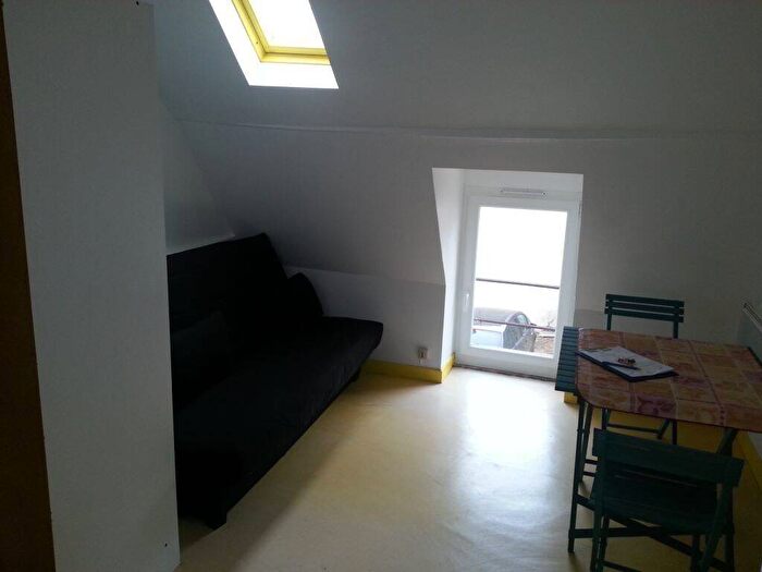 Victor Hugo, Nevers : Appartement 1 pièce à louer