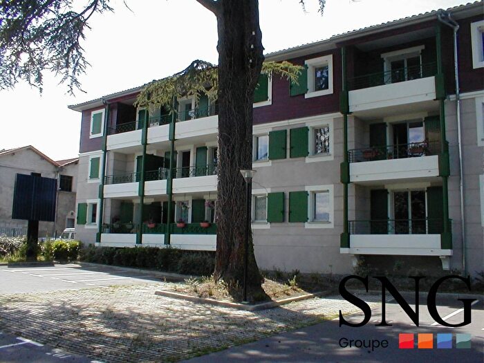 Appartement à louer - Montréjeau - 2 pièces - 1 chambre