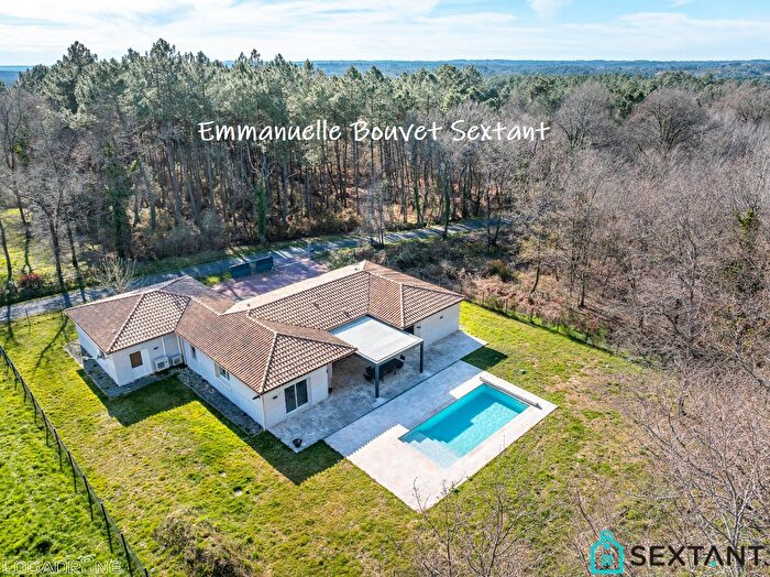 Maison à vendre - Bergerac, Les Vaures, Vergnes, Breuil, Beauplan - 8 pièces - 4 chambres