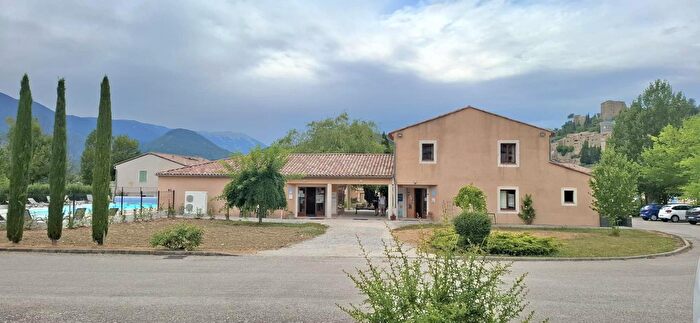 Appartement 2 pièces à Montbrun-les-Bains, à vendre