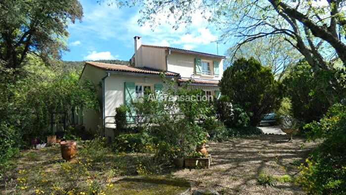 Maison à vendre - Saint-Hippolyte-du-Fort - 5 pièces - 3 chambres