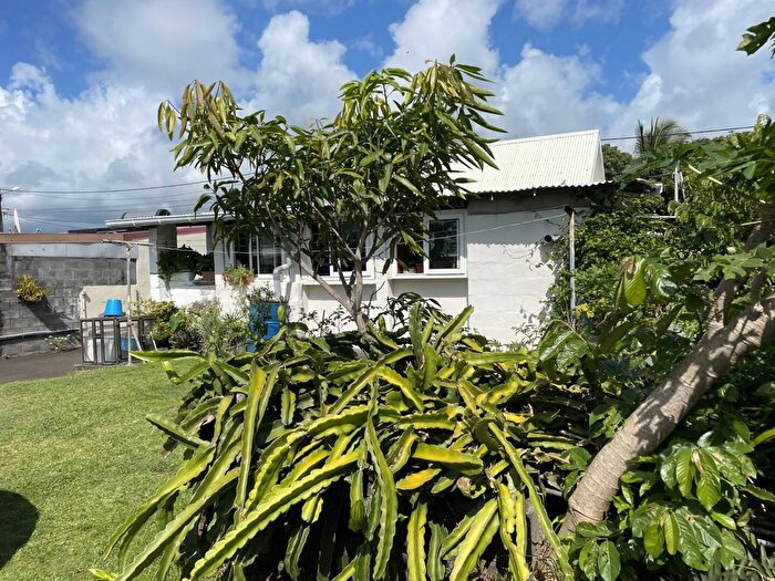 Maison à louer - Saint-André - 4 pièces - 3 chambres