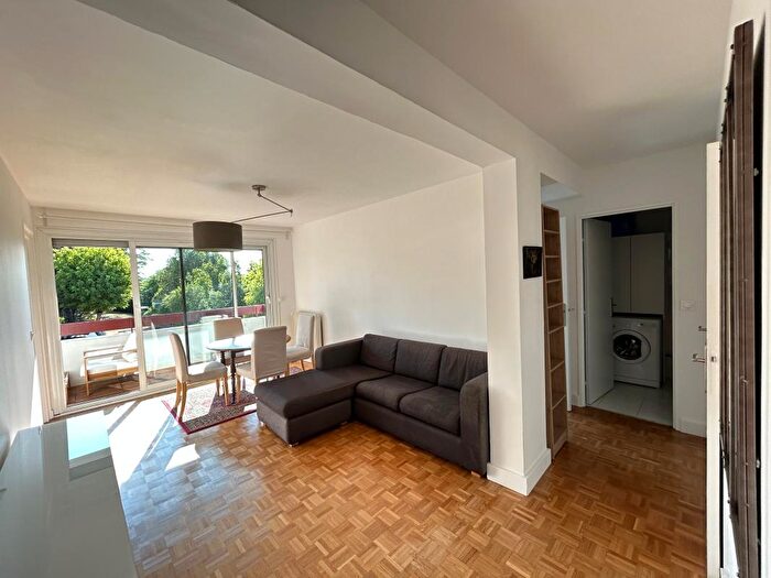 Appartement 3 pièces à louer à Malakoff, Clos Montholon, MJQ Henri Barbusse