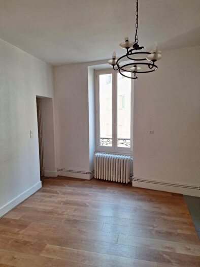 Appartement à louer - Vichy, Quartier de France - 2 pièces - 1 chambre