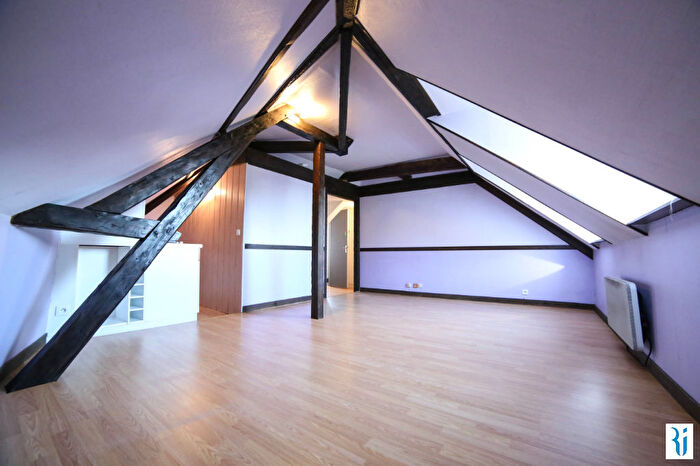 Appartement à louer - Canteleu, Habitat ancien - 1 pièce