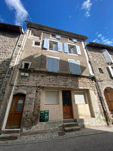 Appartement à louer - Montpezat-sous-Bauzon - 4 pièces - 3 chambres
