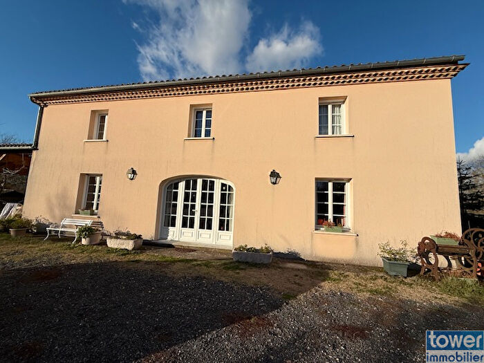 Maison à vendre - Saint-Bonnet-sur-Gironde - 5 pièces - 3 chambres