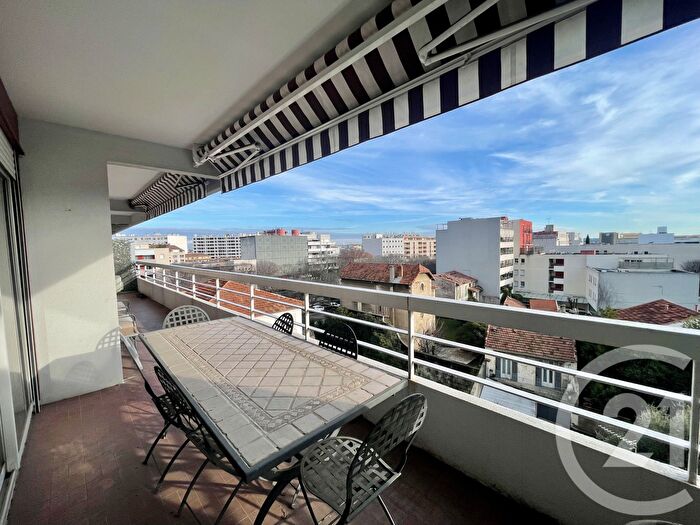 Appartement à vendre - Nîmes, Jean Jaurès - 4 pièces - 2 chambres