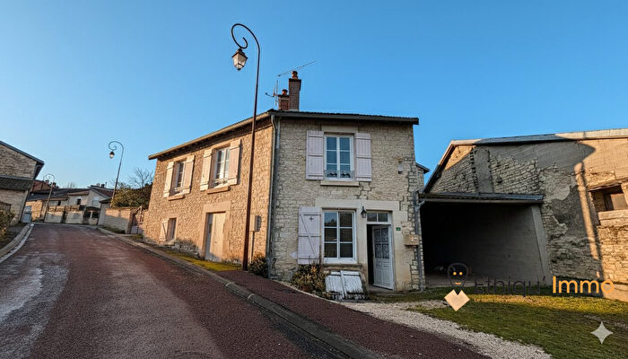 Maison à vendre - Laferté-sur-Aube - 4 pièces - 2 chambres