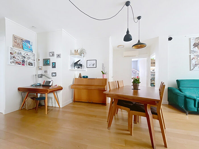 Appartement à vendre - Villeurbanne, Gratte Ciel - 4 pièces - 3 chambres