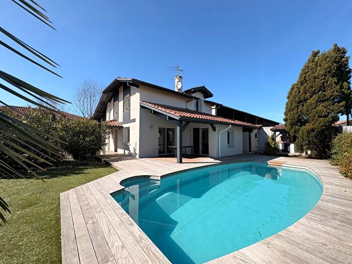 Maison à vendre - Anglet, Chassin - 6 pièces - 4 chambres