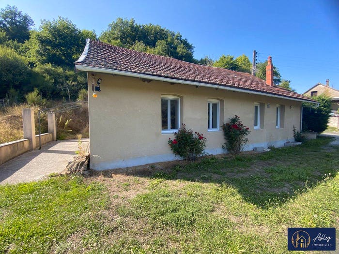 Maison 3 pièces à louer - Ydes